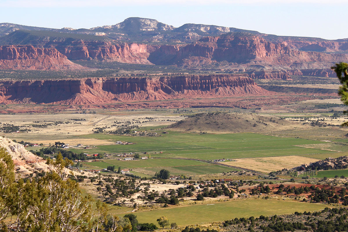 Exploring the Wonders from Fish Lake to Capitol Reef National Park ...